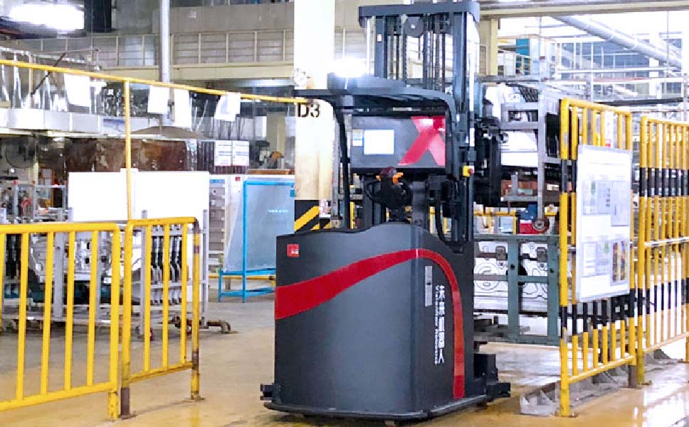 Revolutionizing Personal Care: The Role of Automated Material Handling ...